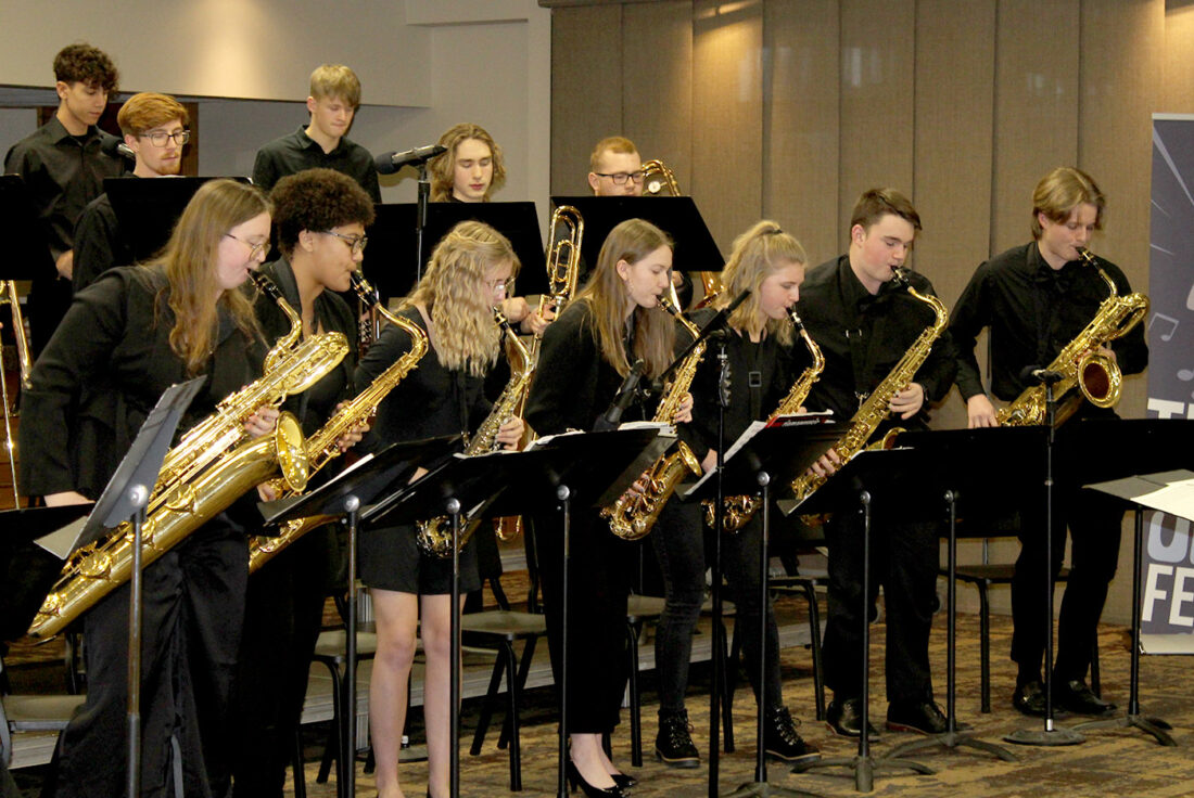 On to the big stage | News, Sports, Jobs - Messenger News